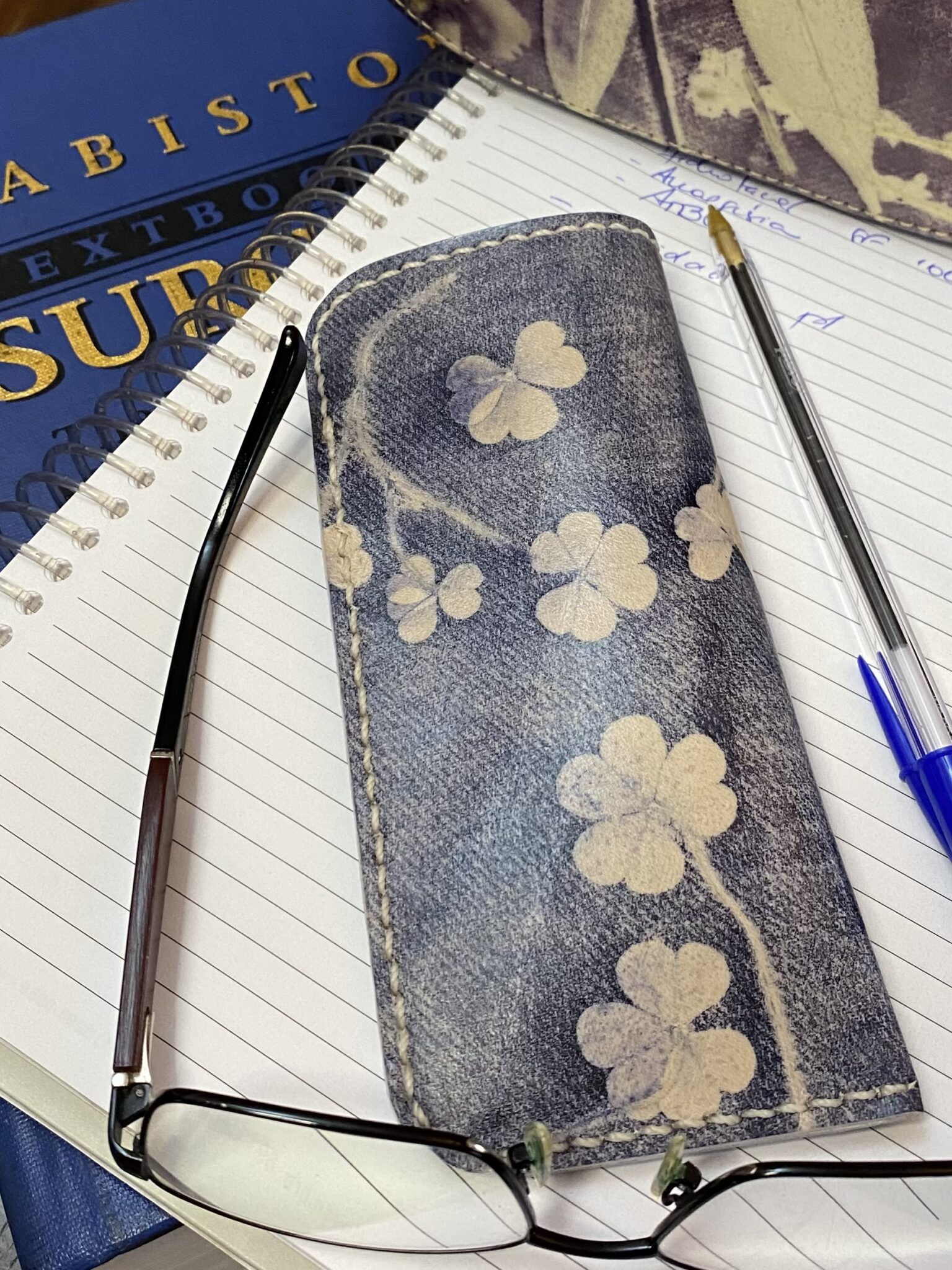 Caixinha de Óculos - Boa Sorte - 01 - Urucum Ecoprint